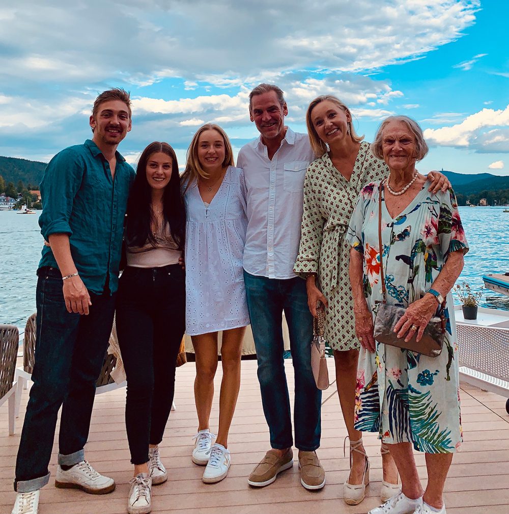 EMMA SPITZ, Österreichs Ausnahmetalent im Golf - Home